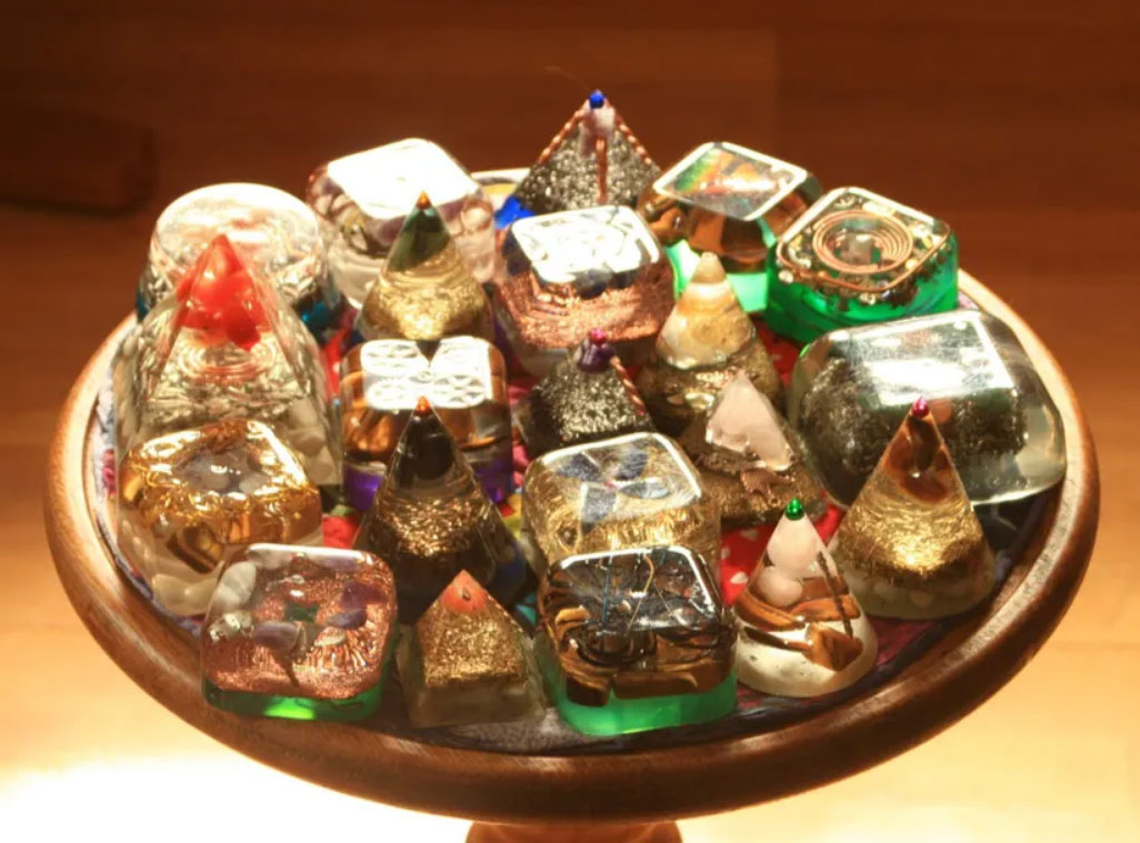 Working With Orgone Crystal Energy - LIFEFLOWS